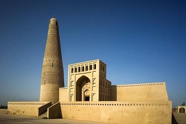 Xinjiang Travel to Urumqi, Turpan, Kashgar and Taxkorgan Adventure